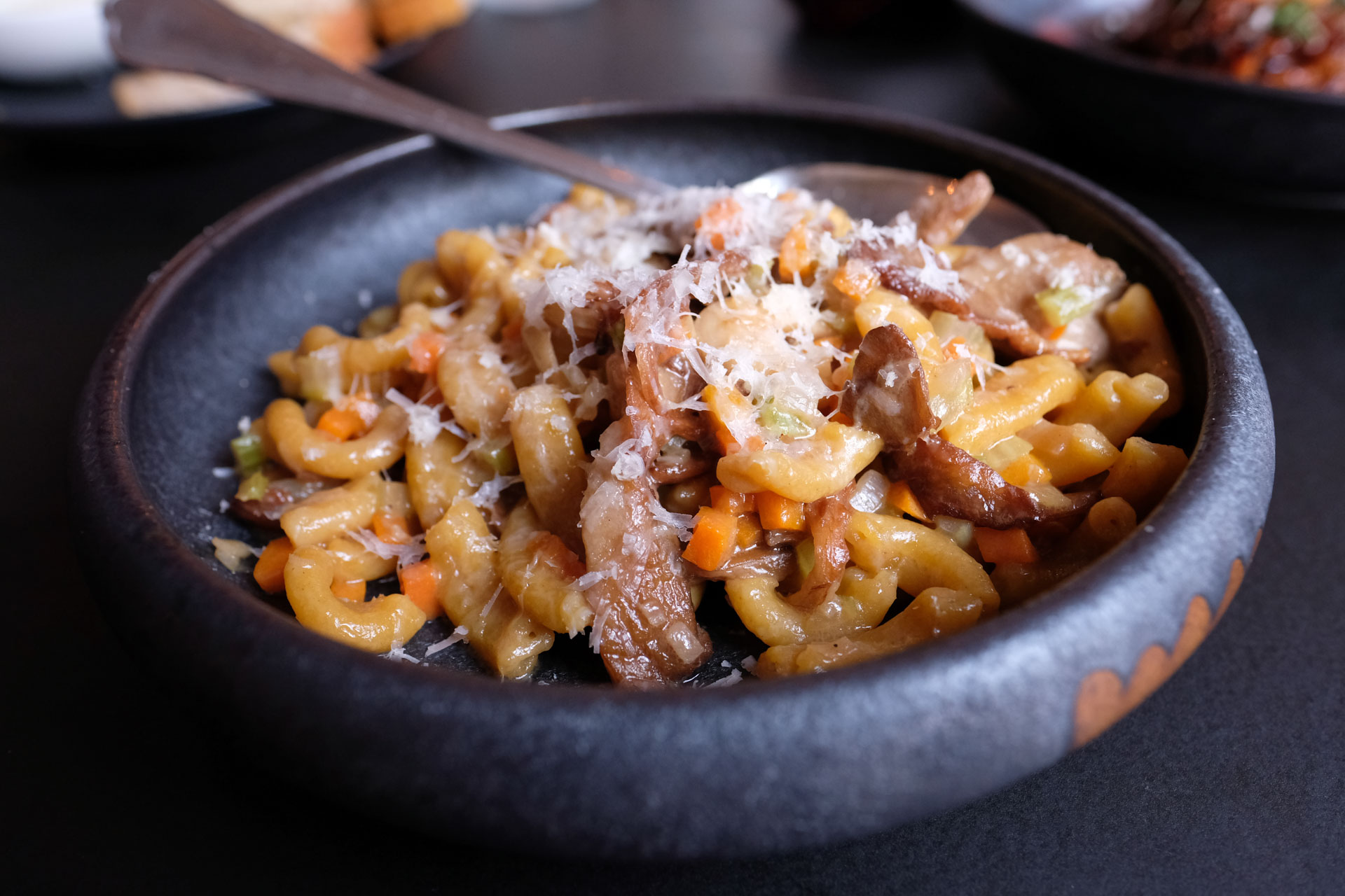 Restaurant Basso – Italiensk social dining i Skolegade, Aarhus C