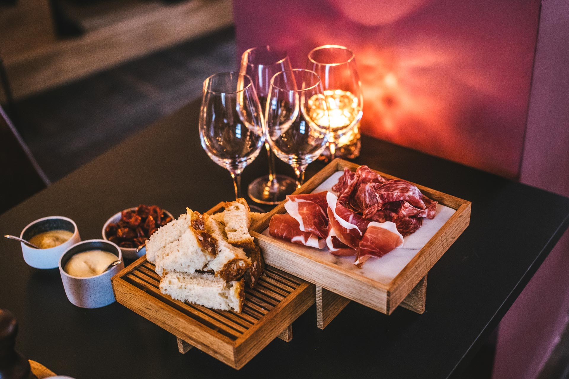 Restaurant Basso – Italiensk social dining i Skolegade, Aarhus C