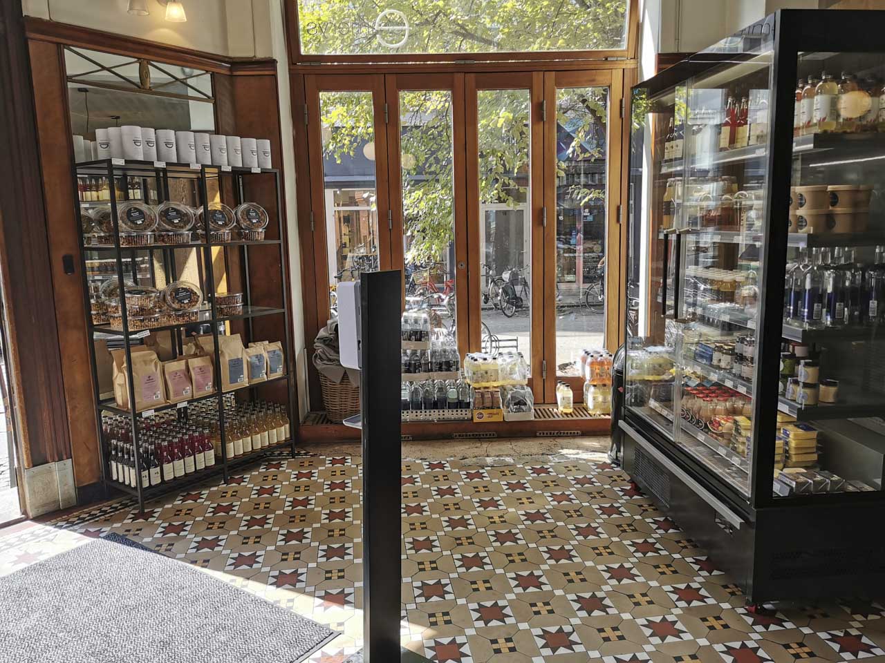 Emmerys i Guldsmedgade - 100% økologisk bageri, café og kaffe