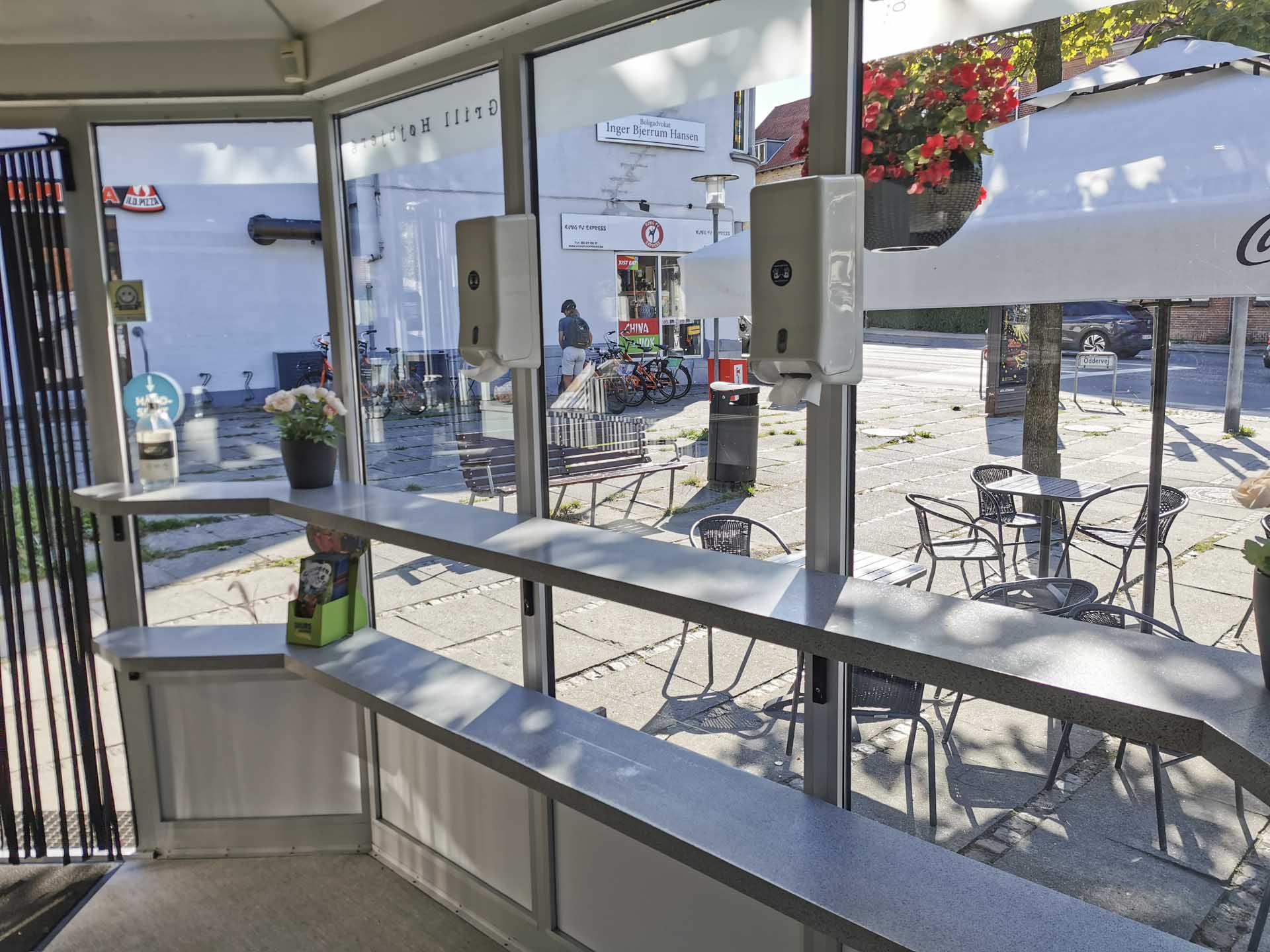 Højbjerg Grill - traditionel grillbar på Højbjerg Torv