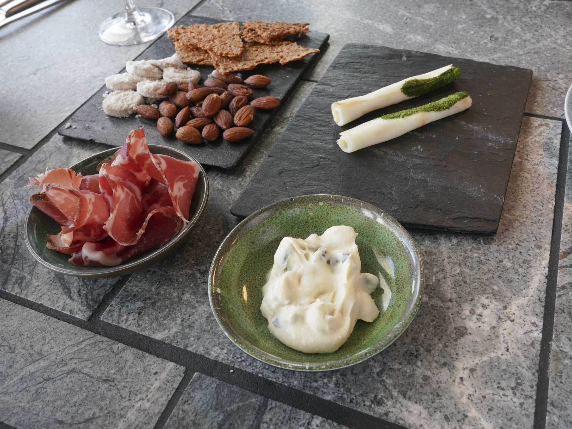 Restaurant Havnær - lokale råvarer, smukke kreationer og god mad