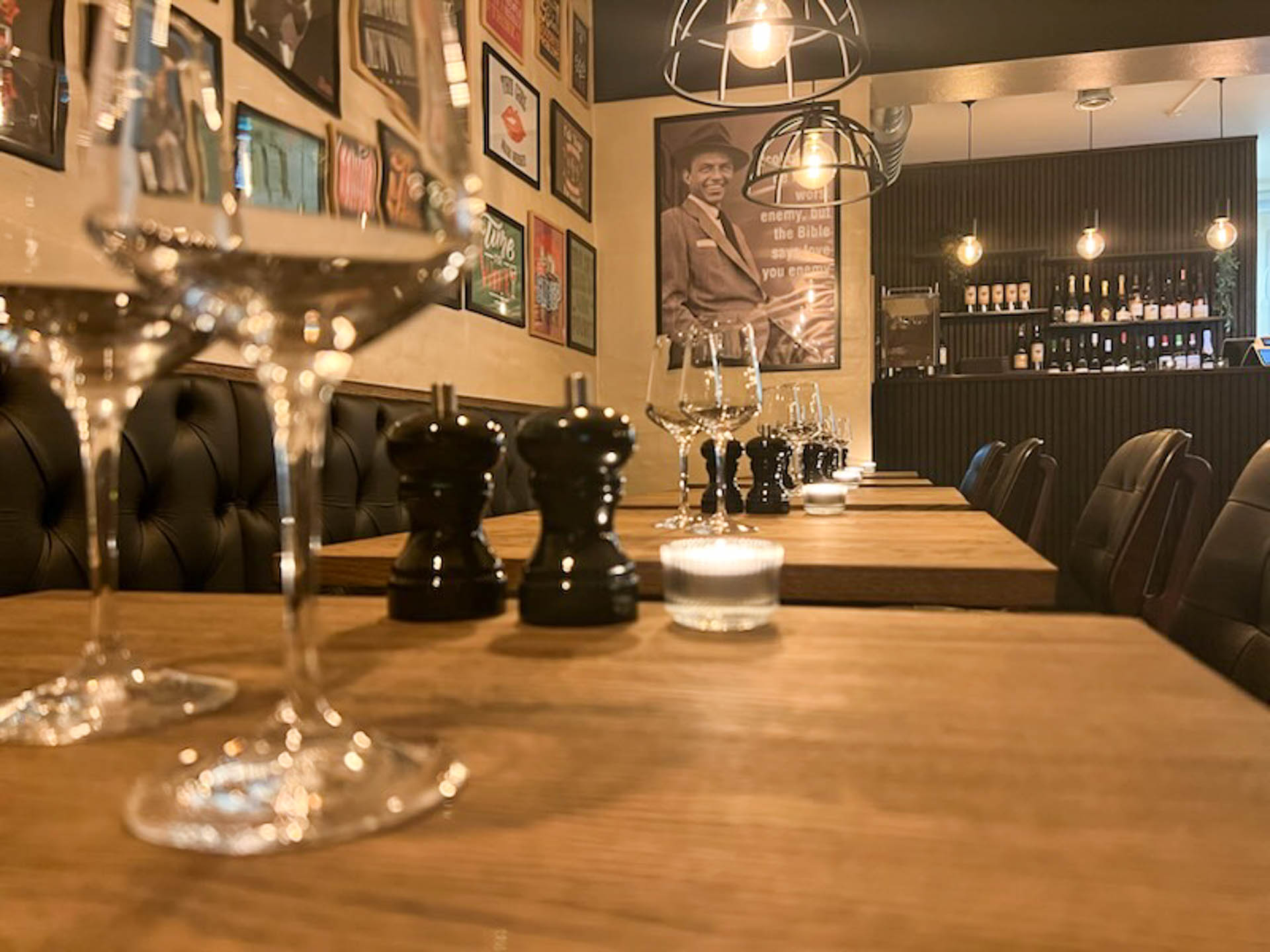 Sinatra Bar ved åen i Aarhus C