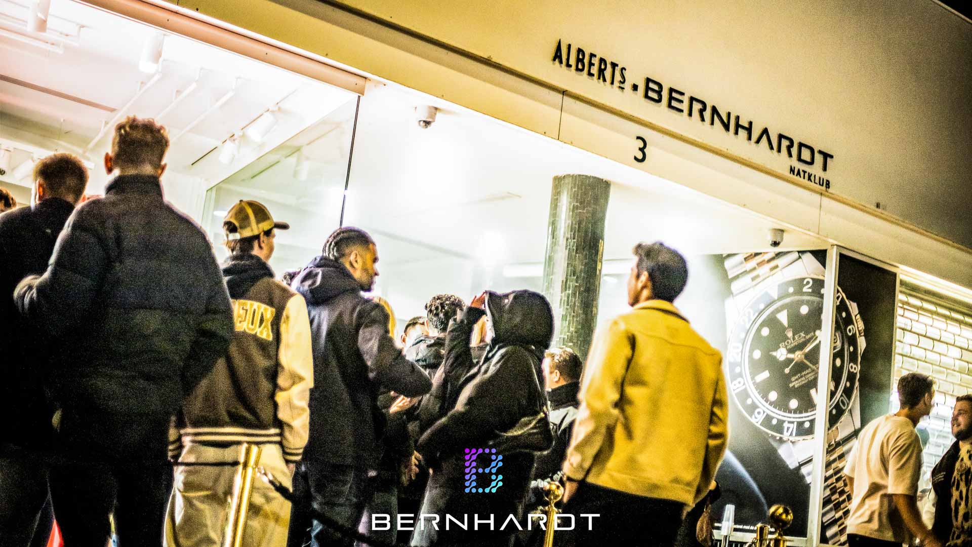 Bernhardt på Store Torv - her kan festes til kl. 5