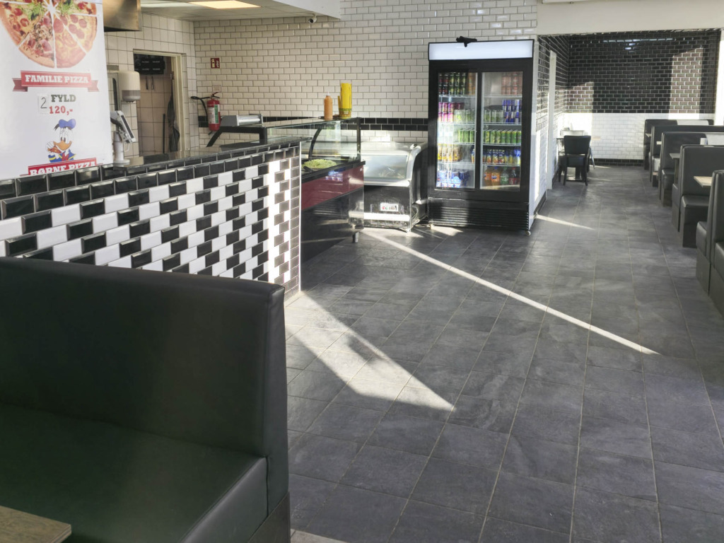 Al Rayes – Pizza & Manakish i Brabrand ved Bazaren og Gellerup